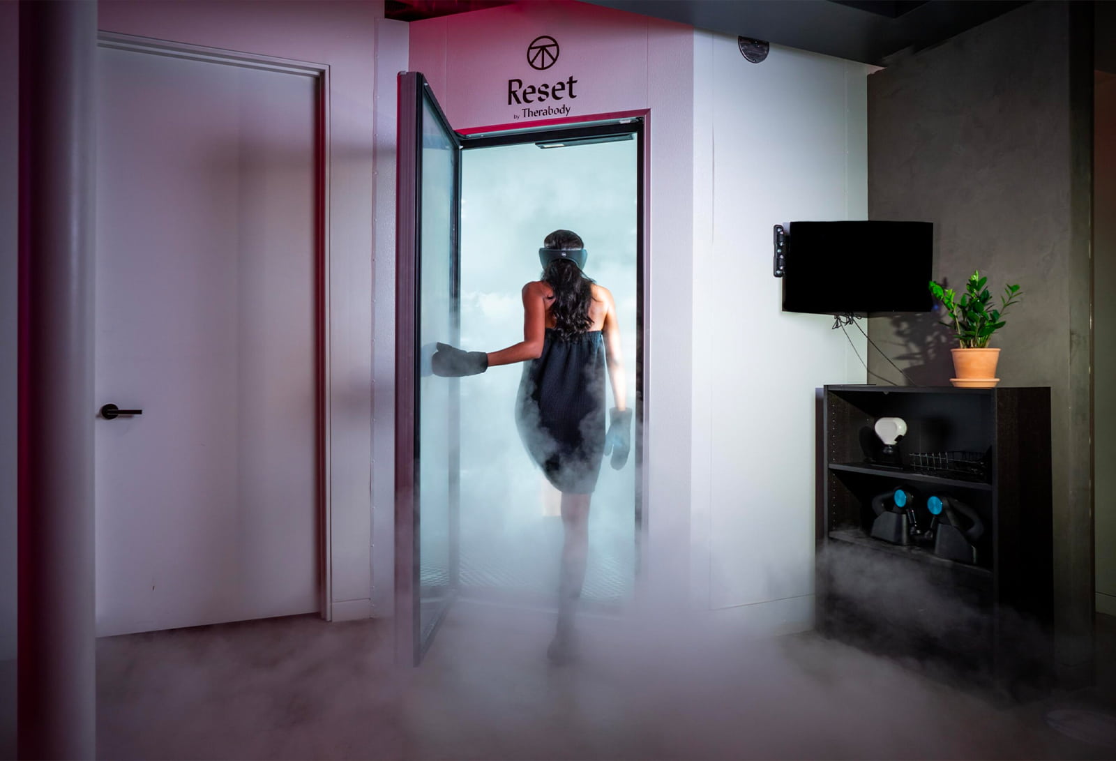 Therabody's NYC Flagship Reset Spotlights "Contrast Therapy" | BeautyMatter