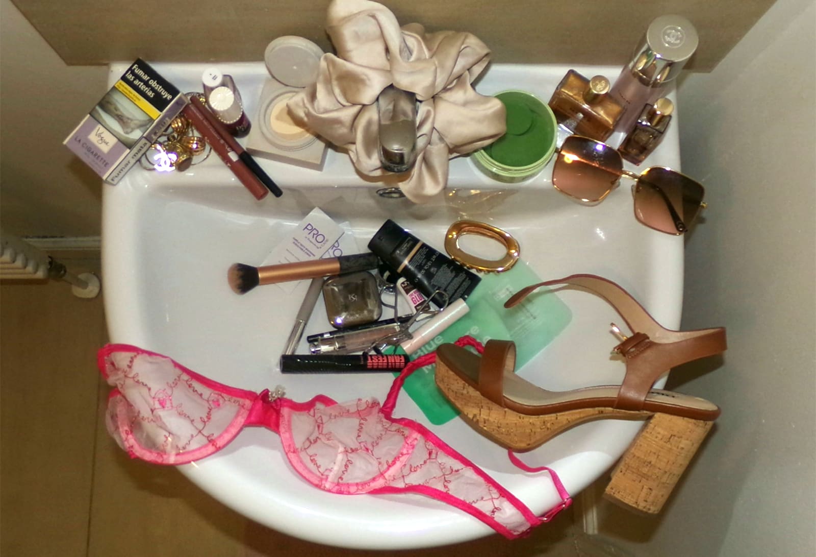 From Clean Girl to Messy Beauty: How Realness Replaced Perfection in ...