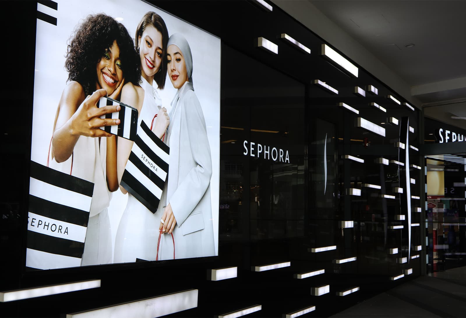 Sephora Accelerates UK Expansion with New Boutique Store Concept ...